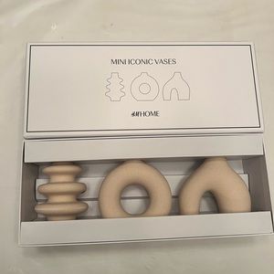 H&M | Other | Nib Hm 3pc Mini Iconic Stoneware Vases Set | Poshmark
